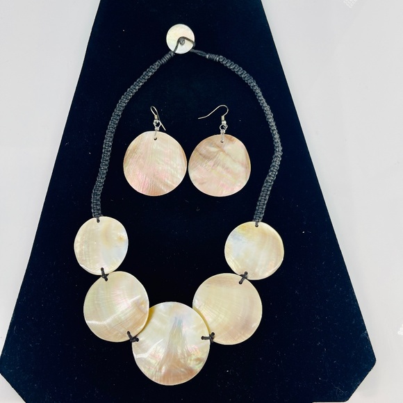 Hand Crafted | Jewelry | Sea Shell Medallion Statement Necklace ...